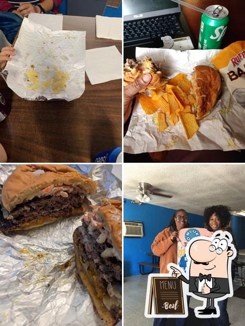 Blue Dot in Pensacola - Restaurant menu and reviews