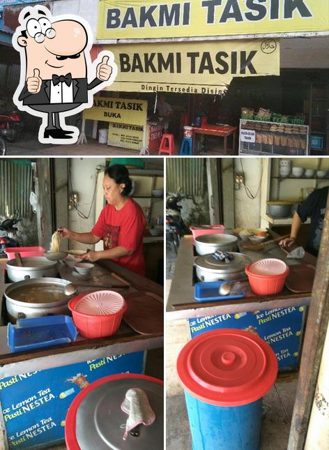 Bakmi Tasik, Jakarta, Jl. Paus No. 93 - Restaurant menu and reviews