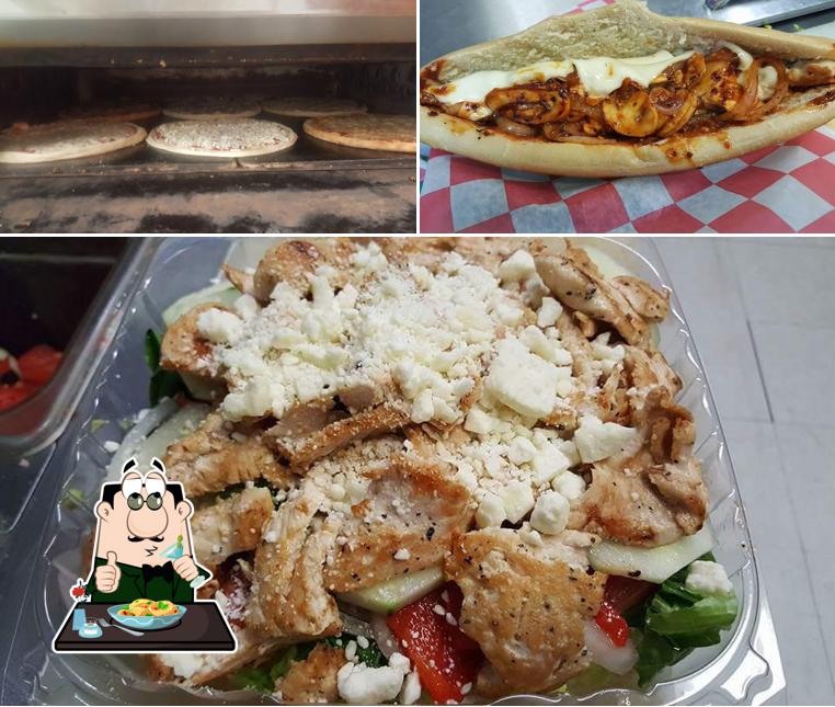Tello's Pizzeria & Restaurant in Williamstown - Restaurant menu and reviews