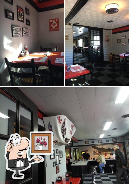 (CLOSED) The Checkered Flag Restaurant in Oxford