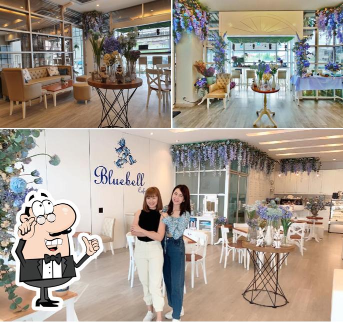 Blue Feather pub & bar, Pak Kret - Restaurant reviews