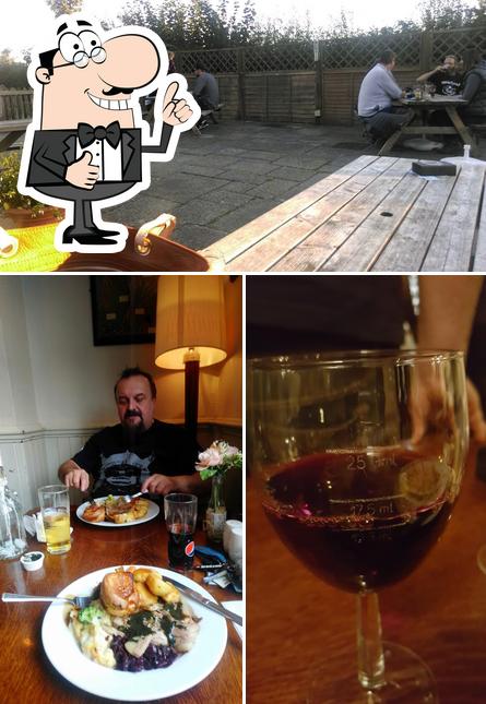 The Farmer Inn, Waterlooville - Restaurant menu, prices and reviews