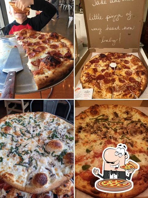 Iron City Pizza Company in Birmingham - Restaurant menu and reviews