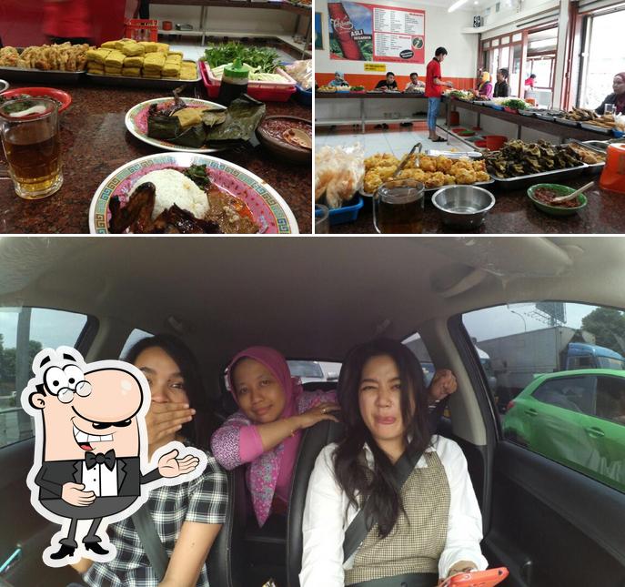 RM Bu Imas restaurant, Bandung