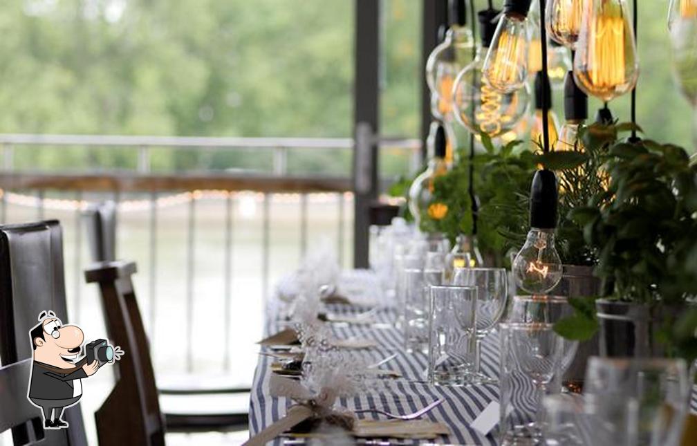 Riverside at Thames Rowing Club in London - Restaurant menu and reviews