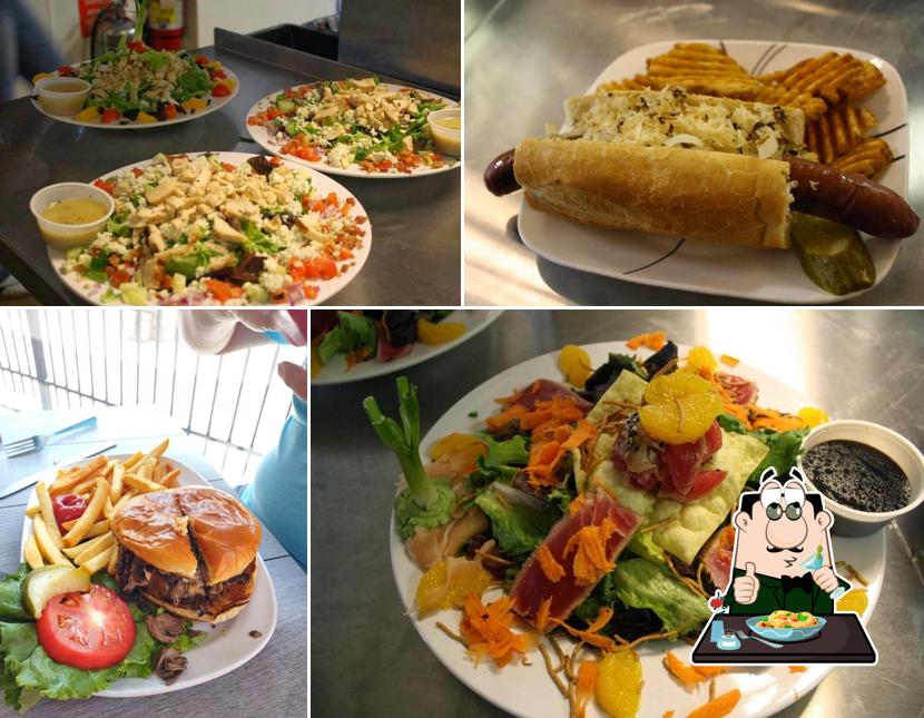 Tracks Bar & Grill, Cary - Restaurant menu, prices and reviews