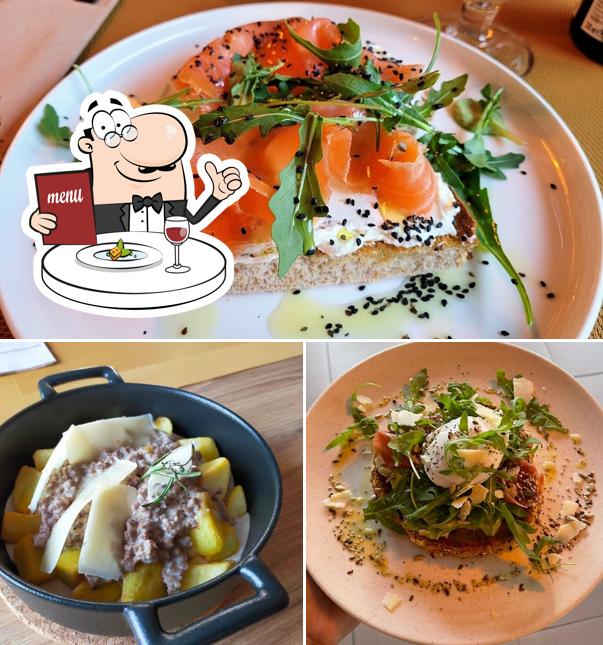 Cafe Bar AVENIDA 67 in Torrevieja - Restaurant reviews