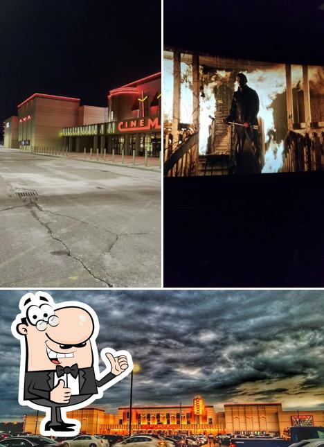 Cinemark at Valley View and XD in Valley View - Restaurant reviews
