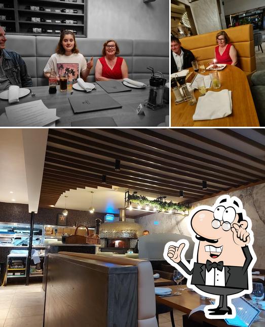 Unico Pizzeria Ristorante in Newmarket - Restaurant reviews