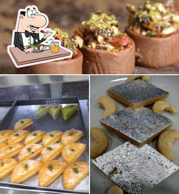 Shree Mahalaxmi Sweets, Bengaluru, 15th Main - Restaurant menu and reviews
