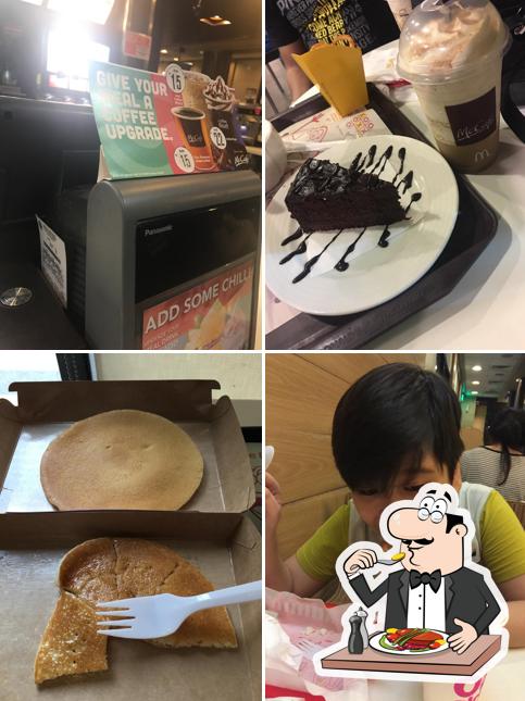 McDonald's fast food, Quezon City, Eugenio Lopez Avenue - Restaurant ...