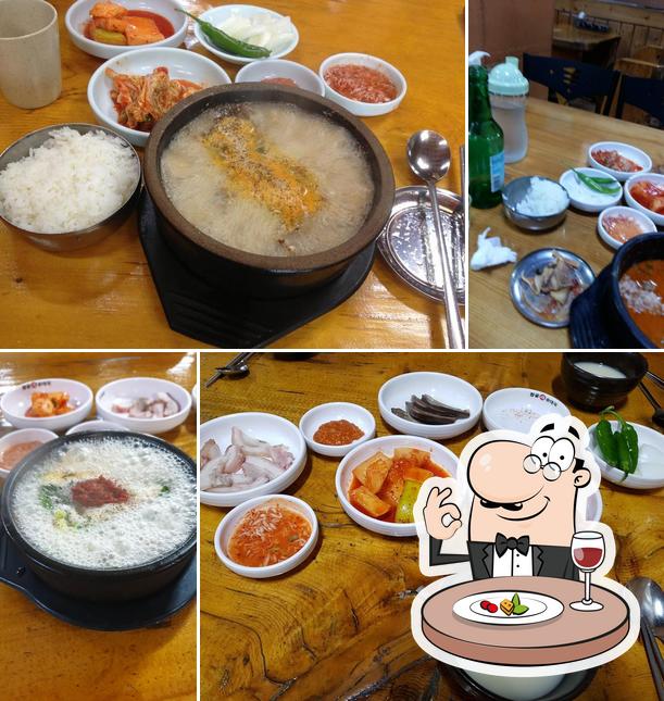 탑골순대국 restaurant, Suwon-si, 534-11 Guun-dong - Restaurant reviews