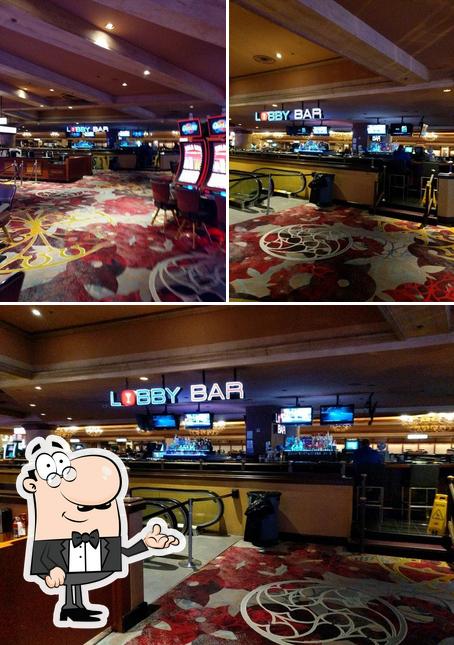 Excalibur Buffet in Paradise