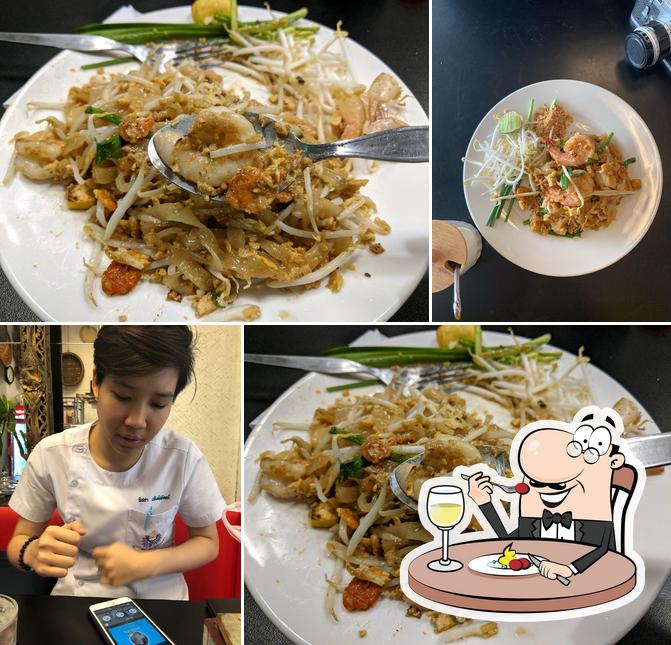 369 ผัดไทยกุ้งสด restaurant, Bangkok - Restaurant reviews