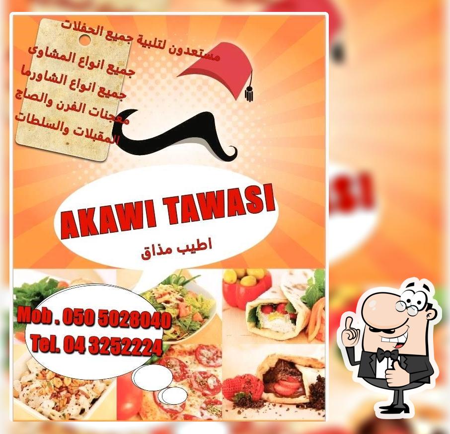 Akawi Tawasi, Dubai