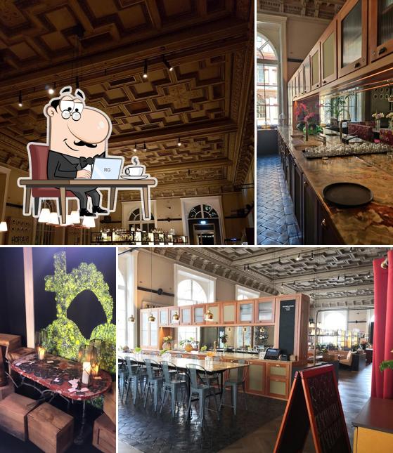 Salonplafond im MAK restaurant, Vienna - Restaurant reviews