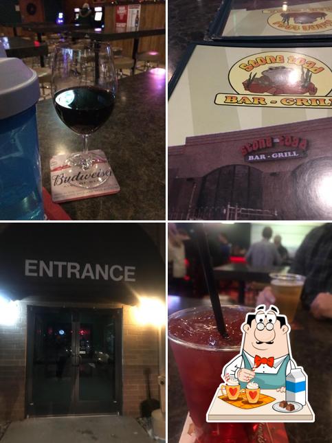 Stone Toad Bar & Grill, 1109 Oneida St in Menasha - Restaurant menu and ...