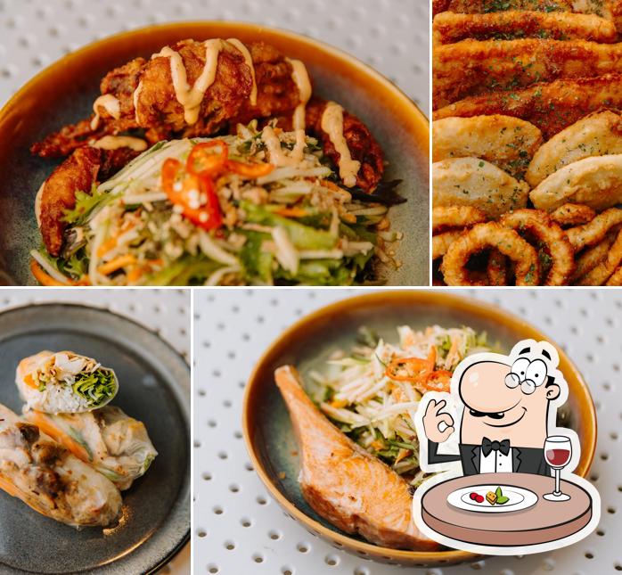 Main Beach Fish Grotto in Main Beach - Restaurant menu and reviews