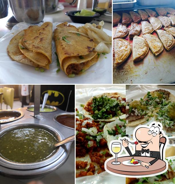 El Taco Loco restaurant, Colima, Felipe Sevilla del Río 364-Int. A ...