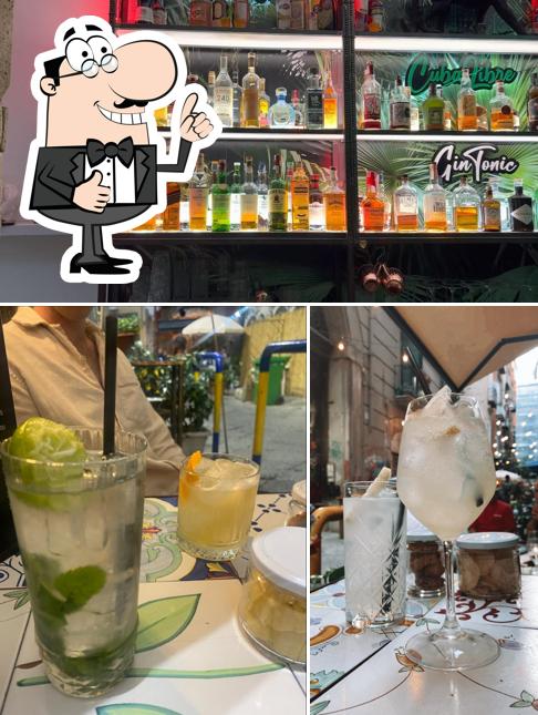 Monkey’s pub & bar, Naples - Restaurant reviews