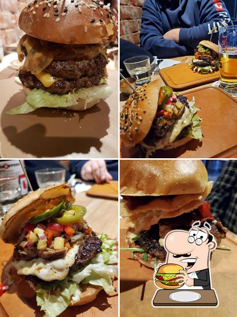 HAMBRGR Crown Point, 207 Ottawa St N in Hamilton - Restaurant menu and ...