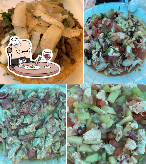 Mariscos La Palapa in Phoenix - Restaurant menu and reviews