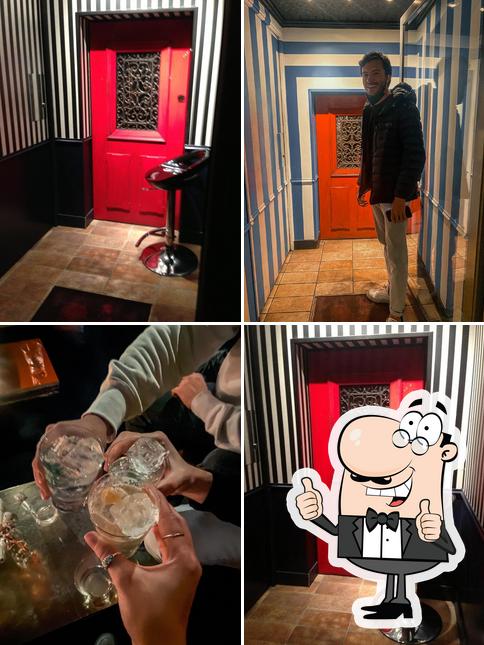 Little Red Door pub & bar, Paris - Restaurant menu and reviews