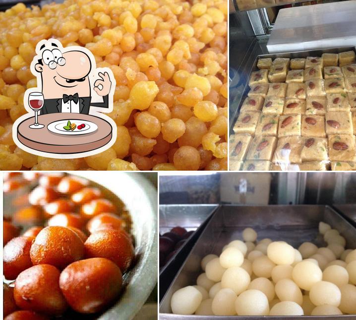 Delicious Sweet Corner, New Delhi, Durgabai Deshmukh South Campus ...