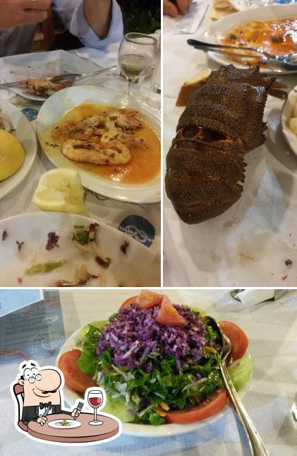 Thanasis Fish Tavern, Agia Paraskevi - Restaurant reviews