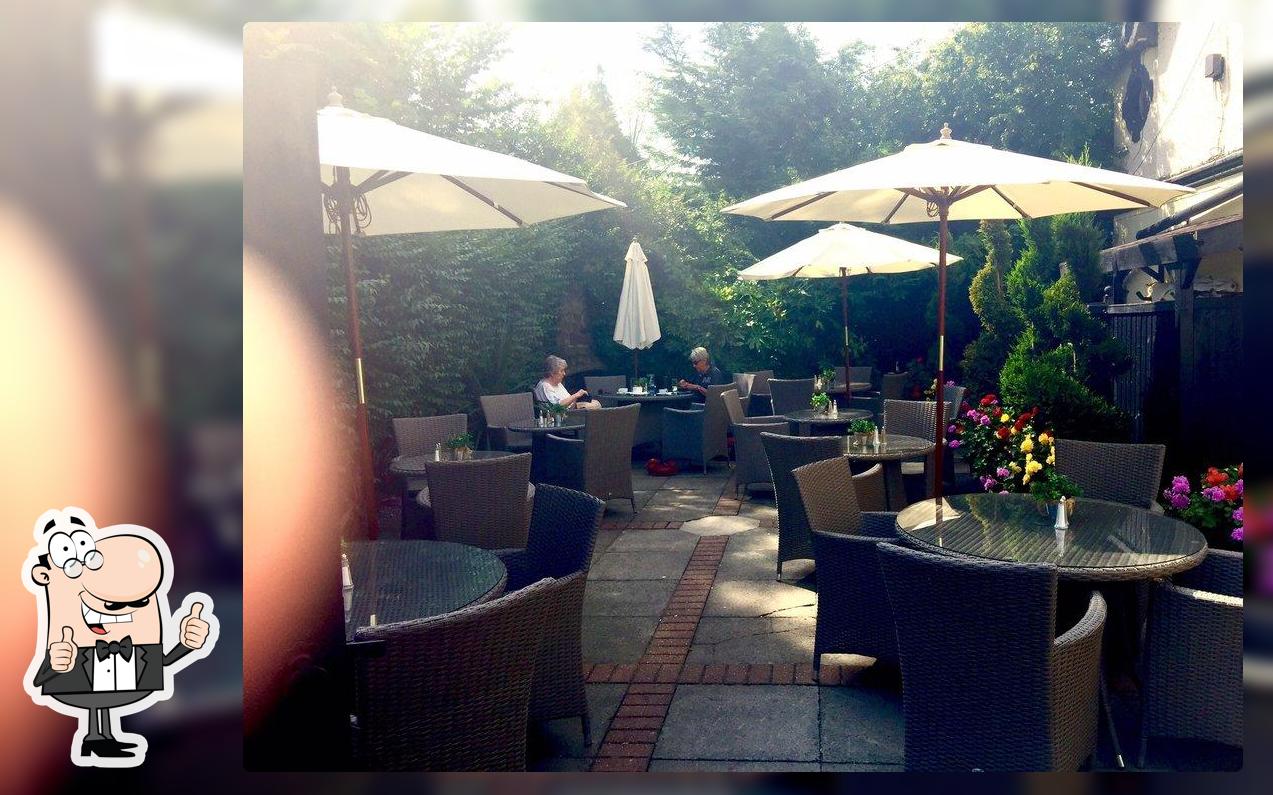 Top 5 restaurants with bangers & mash in Sutton, september 2025 ...