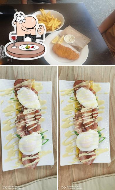 Cafe de la Laguna, Redcliffe - Restaurant menu, prices and reviews