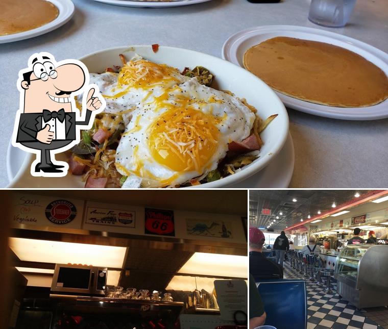 Penny's Diner in Missouri Valley - Restaurant menu and reviews
