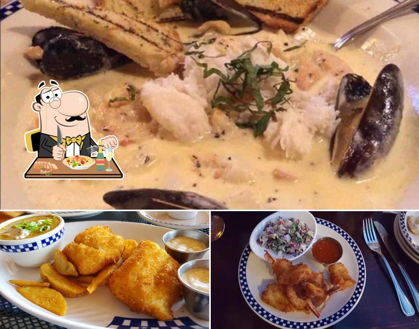 Duke's Seafood South Lake Union, Seattle - Restaurant menu, prices and ...