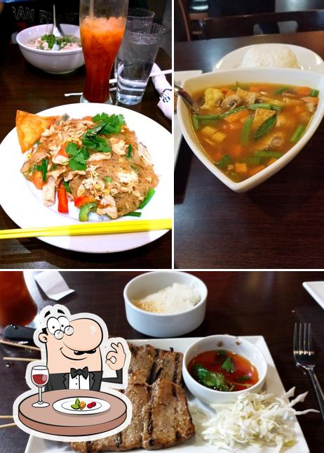 Chada Thai, Cedar Park - Restaurant menu, prices and reviews