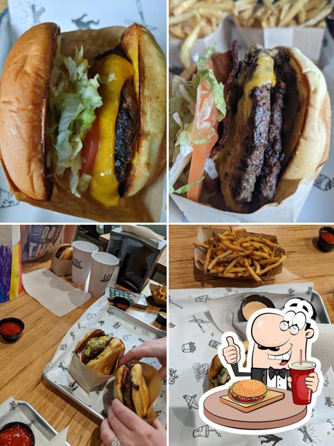 Left Coast Burger Company, Bend - Restaurant menu, prices and reviews