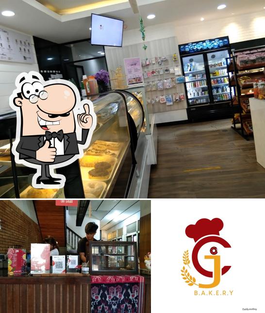 CJ Bakery cab. Nusa Indah Baru, Pontianak - Restaurant reviews