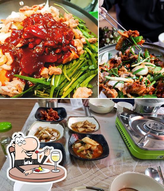 Modern Duck, Gumi-si - Restaurant menu, prices and reviews