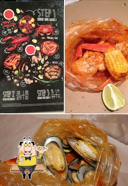 The Captain's Boil, 5313 Yonge St in Toronto - Restaurant menu and reviews
