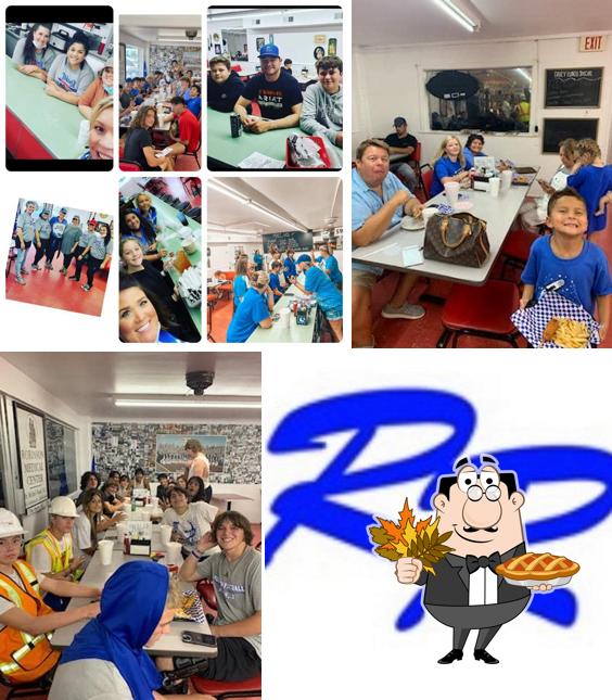 Rocket Cafe, 305 S Robinson Dr in Robinson - Restaurant menu and reviews