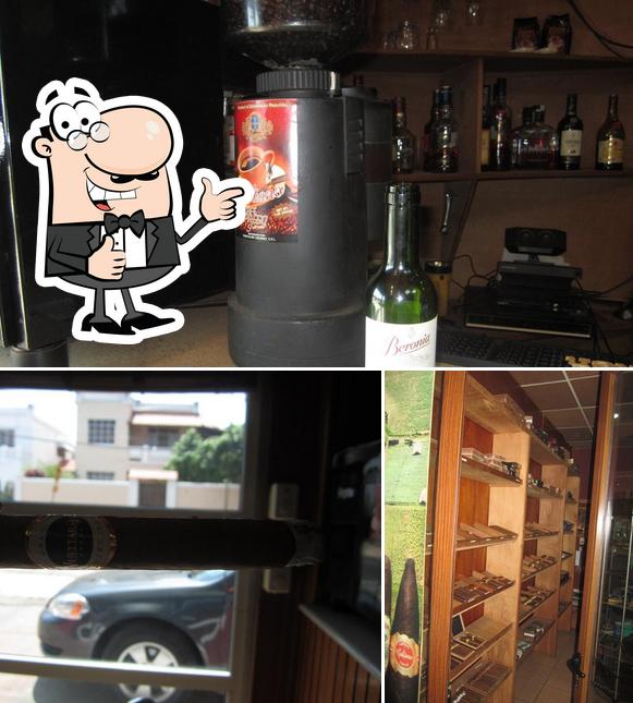 Puro Humo Cigar Lounge (Tabacalera Galiano), Santo Domingo - Opiniones ...