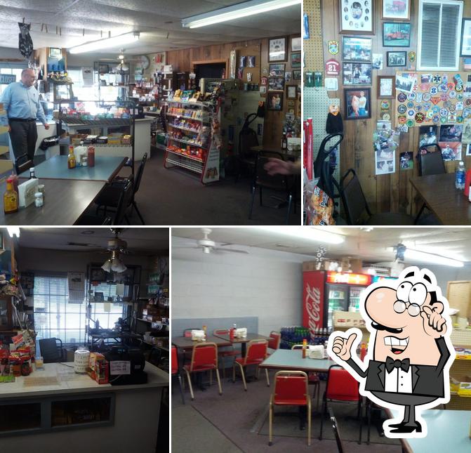 Grocery Corner & Snack Bar in Lodge - Restaurant reviews