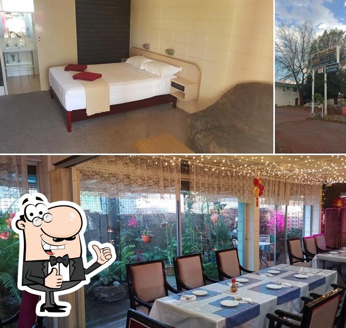 Inland Oasis Motel & Restaurant in Soldiers Hill - Restaurant reviews