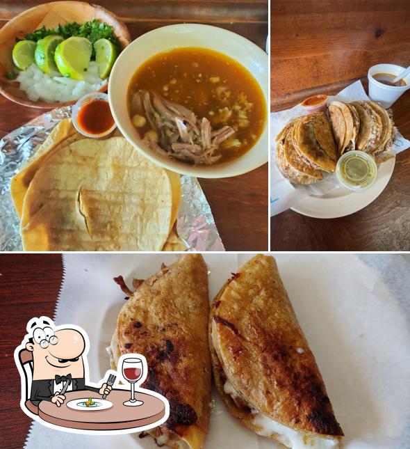 El Menudazo Kc in Kansas City - Restaurant menu and reviews