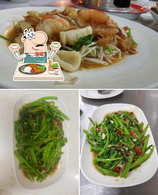 Charoen Thai Phochana restaurant, Bangkok - Restaurant reviews
