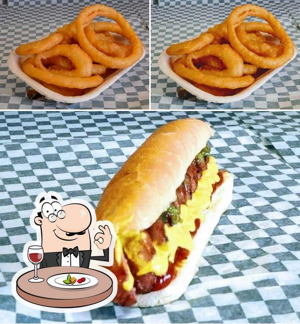 Out to Munch, Sault Ste. Marie - Restaurant menu, prices and reviews