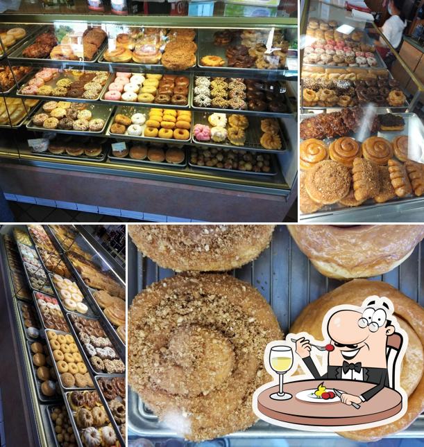 Miss Donuts, 658 W Holt Blvd A in Ontario - Restaurant reviews