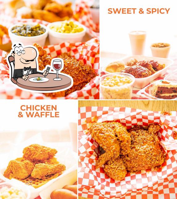 Charlie's Famous Fried Chicken in Los Angeles - Restaurant menu and reviews