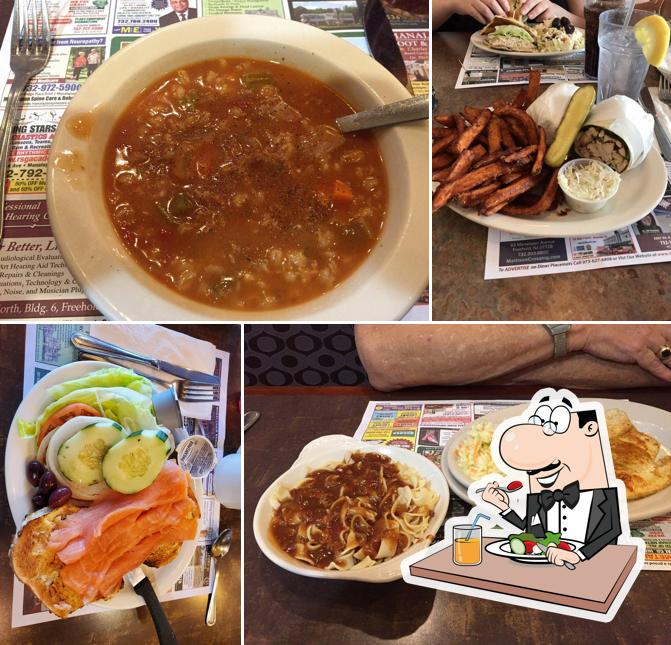 Gus's Diner, Manalapan Township - Restaurant menu, prices and reviews