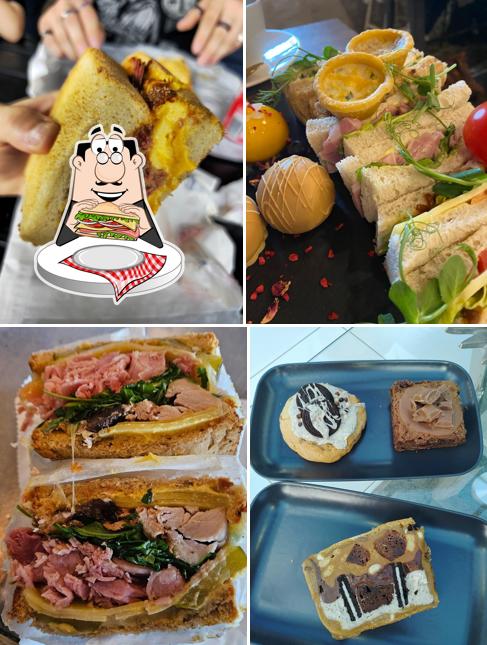 The Cobbles Collective, Bridgend - Restaurant menu, prices and reviews