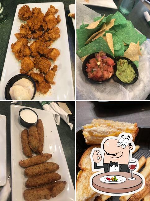 The Greene Turtle Sports Bar & Grille, East Meadow - Restaurant menu ...
